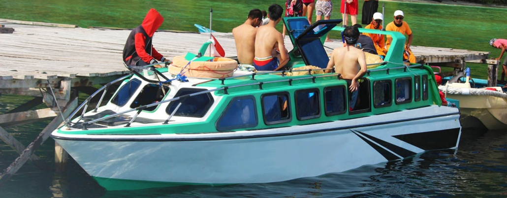 RAJA AMPAT BOAT RENTAL SPEEDBOAT HIRE